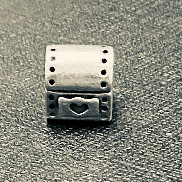 Pandora | Jewelry | Pandora Sterling Silver Hope Treasure Chest Trunk ...